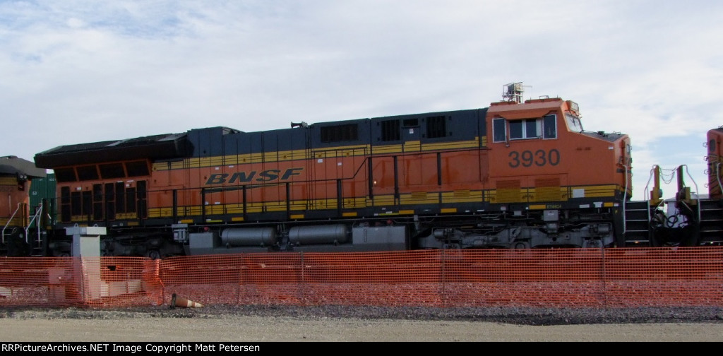 BNSF 3930